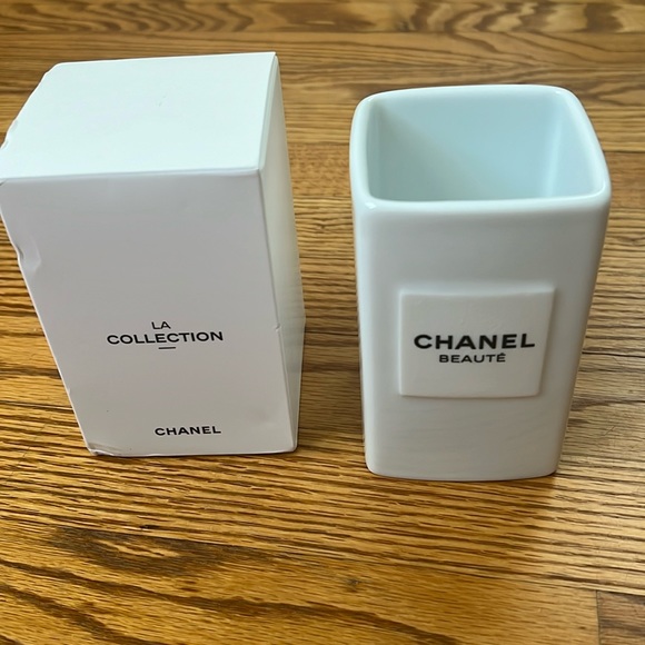 CHANEL | Makeup | Chanel Makeup Brushes Holder | Poshmark